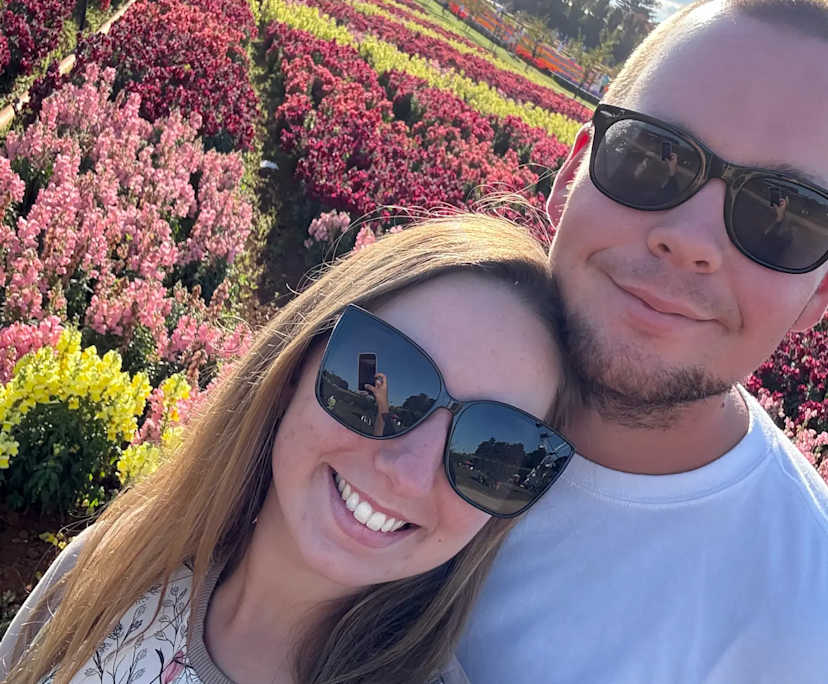 Hanna-Liis (26) and Martin (29) - Looking in Main Be... | Flatmates.com.au