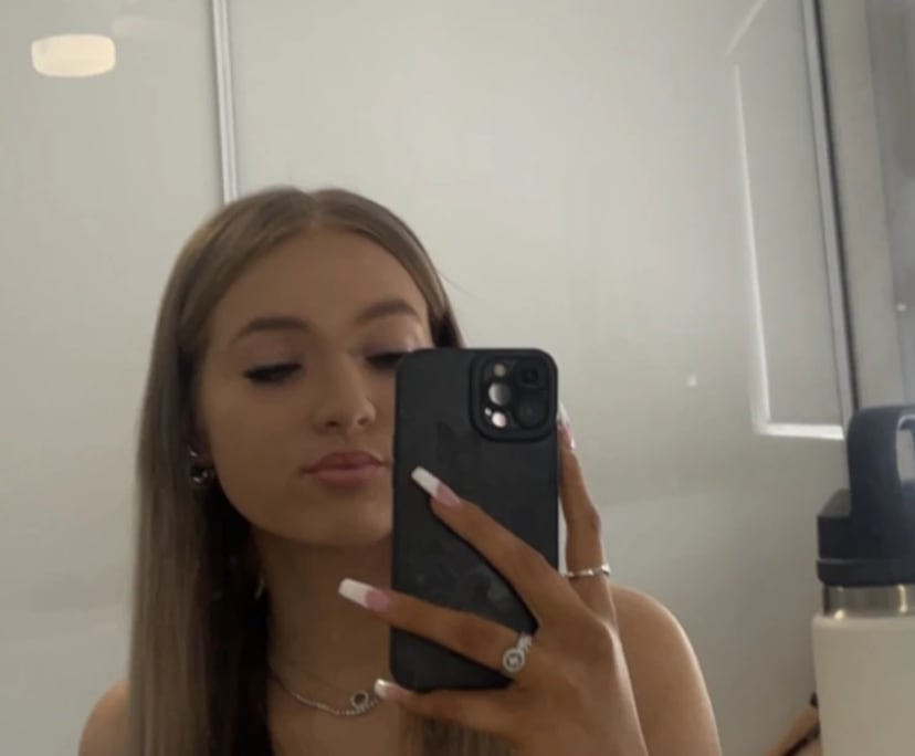 Ella Peters (19) - Looking in Warners Bay, Cameron P... | Flatmates.com.au