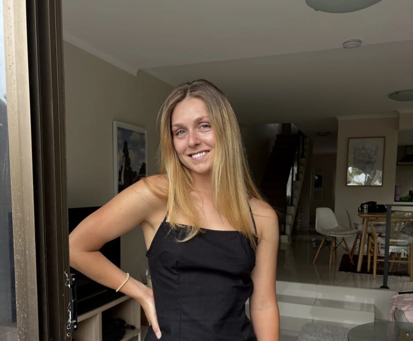 Stacey (22) - Looking in Manly, Neutral Bay, Lane Co... | Flatmates.com.au