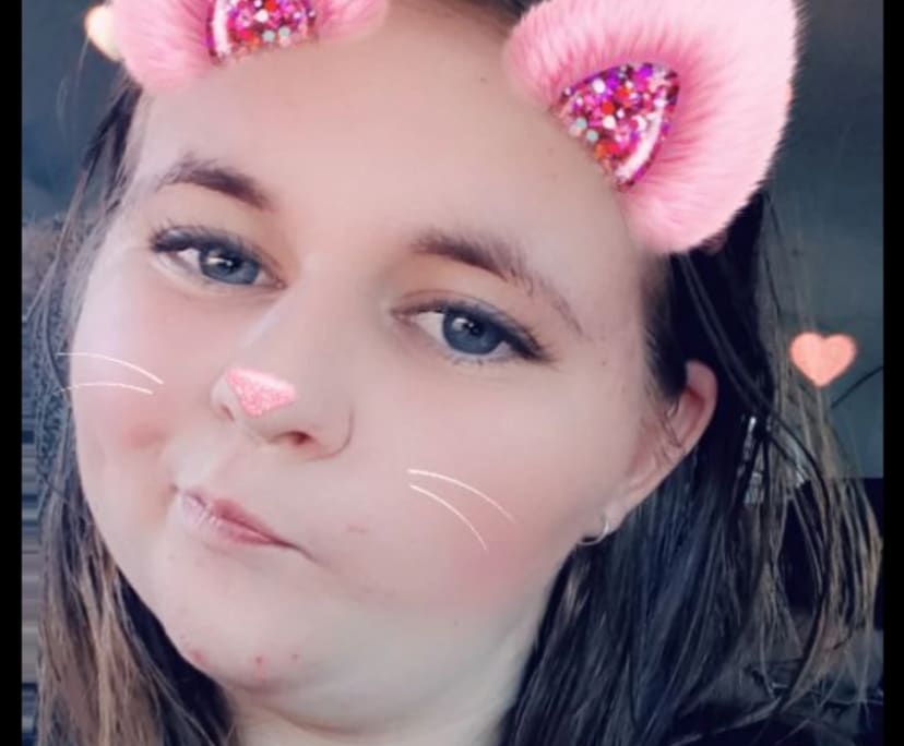 Izzy (19) - Looking in Elizabeth, Davoren Park, Blak... | Flatmates.com.au