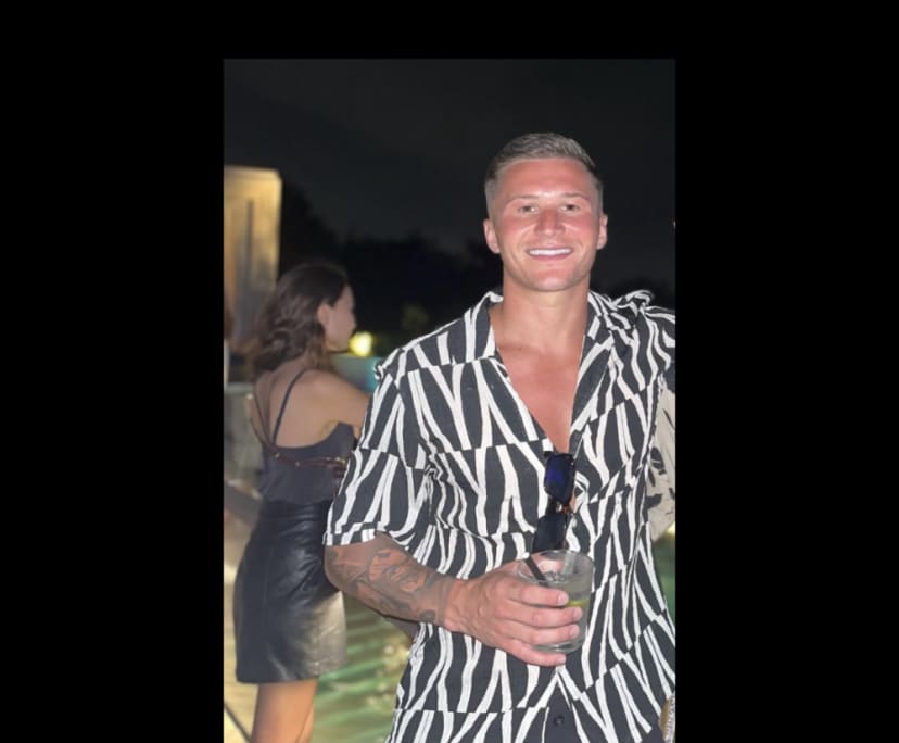 Adam (27) - Looking in Mermaid Beach, Broadbeach, So... | Flatmates.com.au