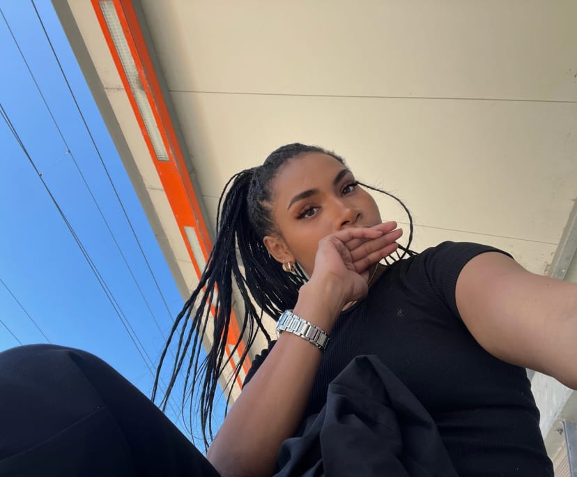 Bella (21) - Looking in Carina, Morningside, Carinda... | Flatmates.com.au