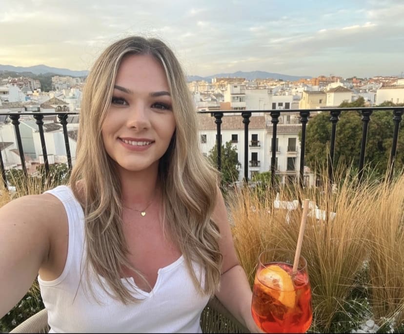 niamh-27-looking-in-subiaco-wembley-perth-inn-flatmates-au