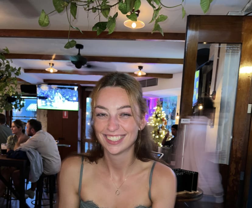 Hannah (22) - Looking in Manly, Bronte, Coogee & Ran... | Flatmates.com.au