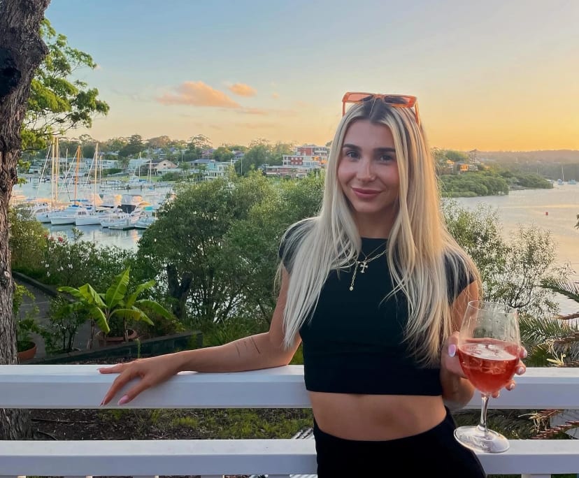 Lara (28) - Looking in Fairlight, Seaforth, Manly, D... | Flatmates.com.au