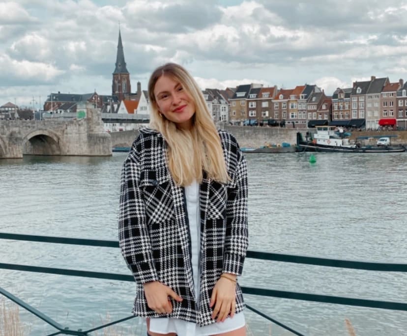 Emma (22) - Looking in Noble Park, Dandenong & Clayton | Flatmates.com.au