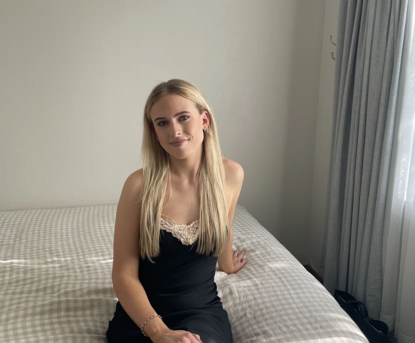 Sophie (21) - Looking in Mermaid Waters, Broadbeach ... | Flatmates.com.au