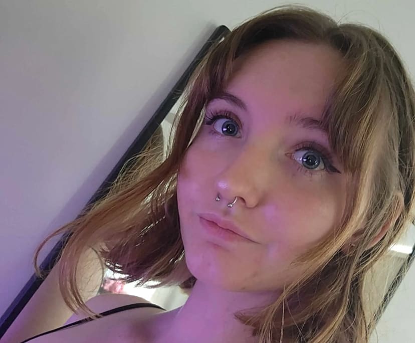 Stephanie (23) - Looking in Modbury, Valley View, Po... | Flatmates.com.au