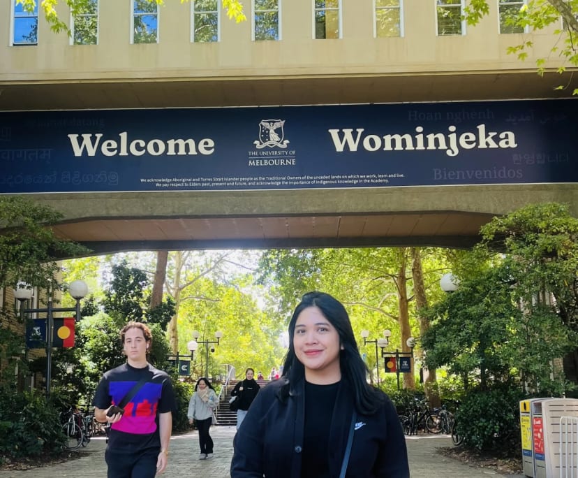 Fasya (26) - Looking in Melbourne and North Melbourne | Flatmates.com.au