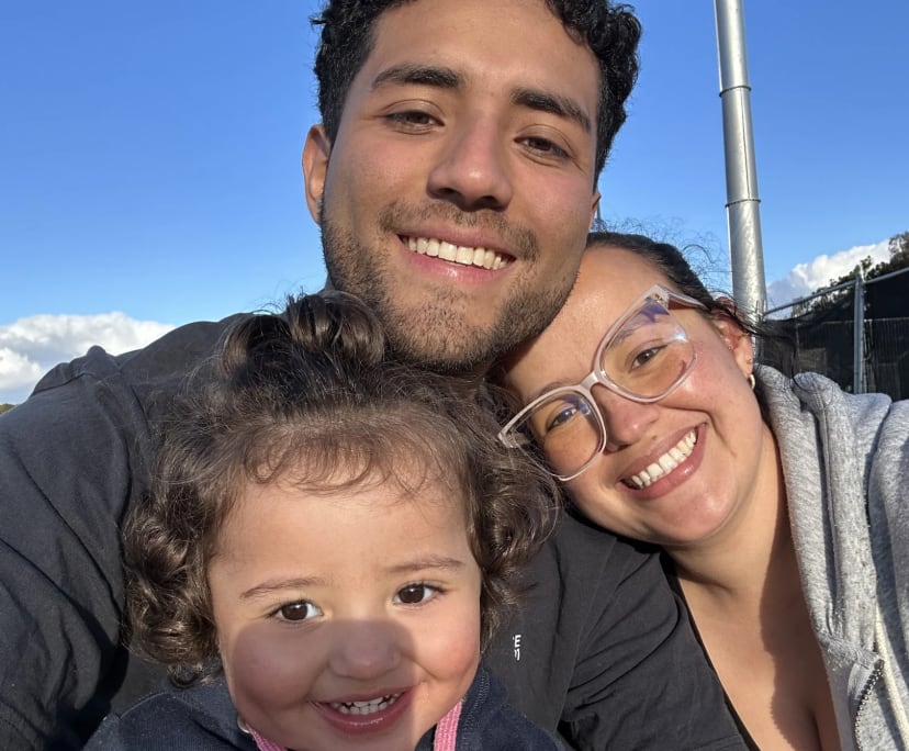 Manuel Perdomo (26) and Liliana (30) - Looking in Cr... | Flatmates.com.au