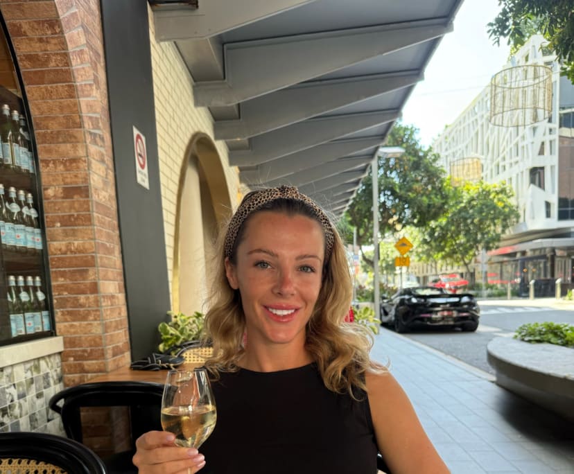 Rachel (32) - Looking in darling harbour, Double Bay... | Flatmates.com.au