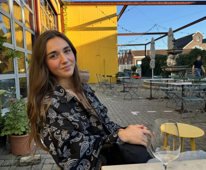 Anya (26) - Looking in Seaford and Frankston | Flatmates.com.au