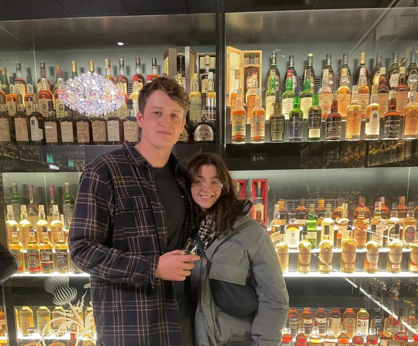 Harvey (25) and Lottie (27) - Looking in Bondi Beach... | Flatmates.com.au