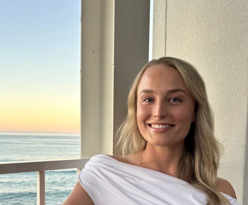 Hannah (24) - Looking in Broadbeach, Benowa & Mermai... | Flatmates.com.au
