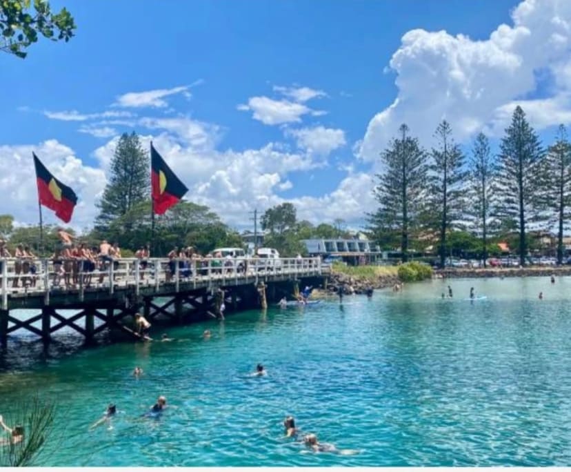 Homestay for Rent in Labrador, Gold Coast | $225, Fu... | Flatmates.com.au