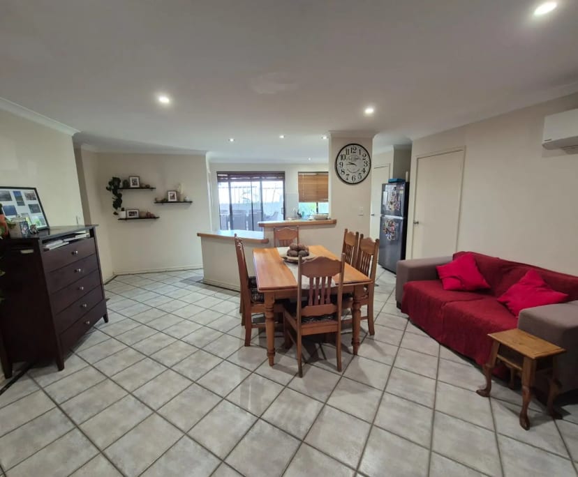 Room for Rent in Innaloo, Perth | $250, Furnished, S... | Flatmates.com.au