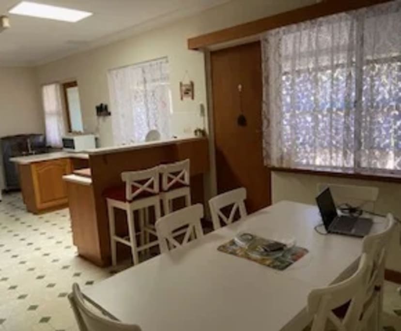 Room for Rent in Bateman, Perth | $350, Furnished, S... | Flatmates.com.au