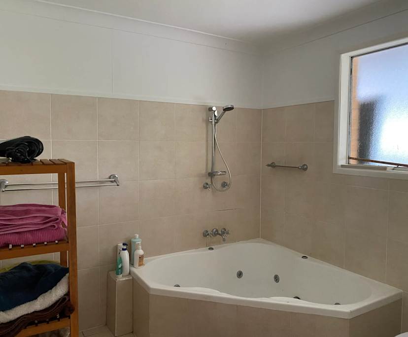 2 Rooms for Rent in Wynnum West, Brisbane | $250, Fu... | Flatmates.com.au