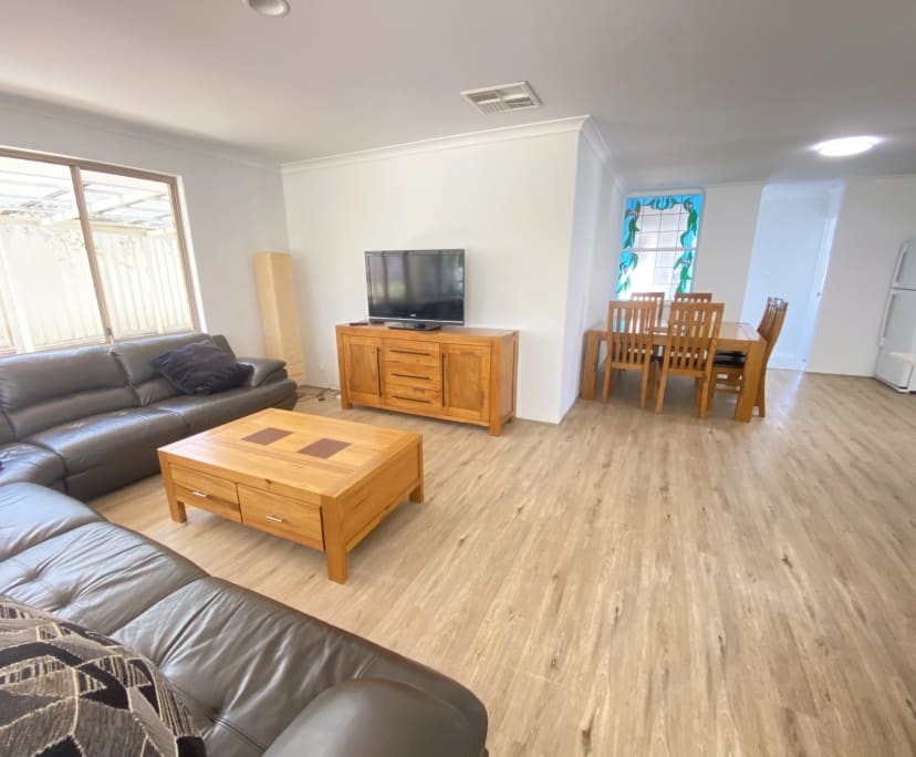 2 Rooms for Rent in Stratton, Perth | $249-375, Furn... | Flatmates.com.au