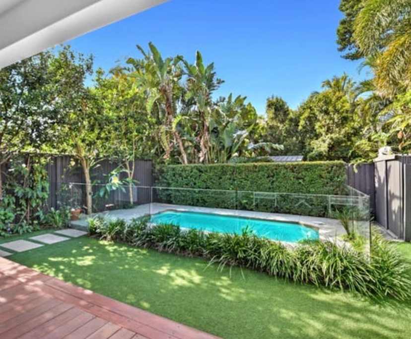 Room for Rent in Mermaid Waters, Gold Coast | $590, ... | Flatmates.com.au