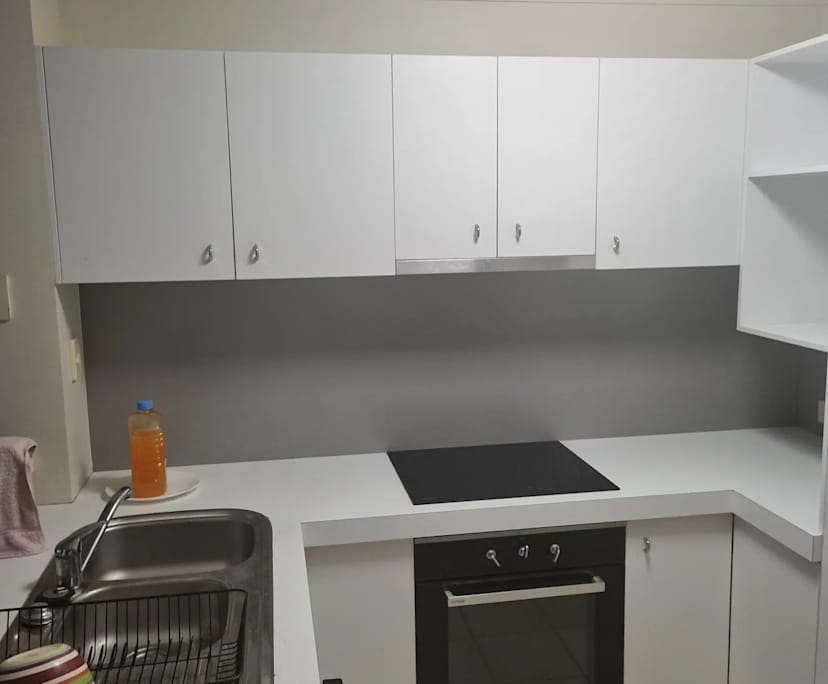Room for Rent in Greenslopes, Brisbane | $300, Unfur... | Flatmates.com.au
