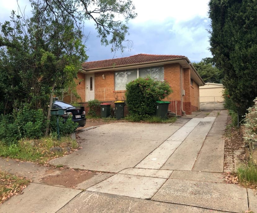 Room for Rent in Garran, Canberra | $200, Unfurnishe... | Flatmates.com.au