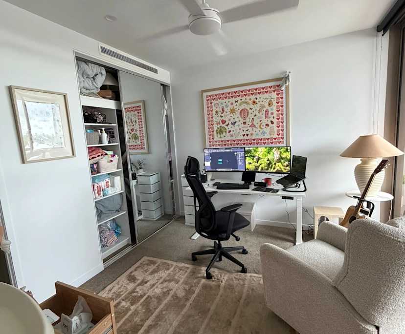 Room for Rent in East Brisbane, Brisbane | $420, Unf... | Flatmates.com.au