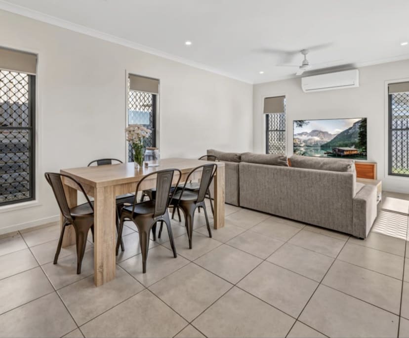 Room for Rent in Coomera, Gold Coast | $249, Furnish... | Flatmates.com.au