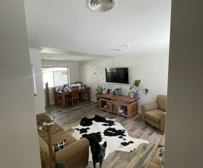 Room for Rent in Gordon, Canberra | $250, Flexible w... | Flatmates.com.au