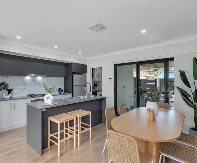 Room for Rent in Modbury, Adelaide | $280, Furnished... | Flatmates.com.au