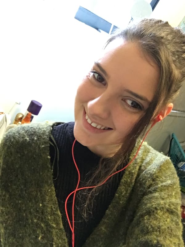 Emily (29) - Looking in Epping, North Ryde, Rosevill... | Flatmates.com.au