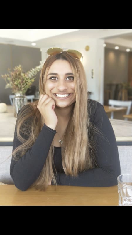 Desiree (26) - Looking in Potts Point, Bellevue Hill... | Flatmates.com.au