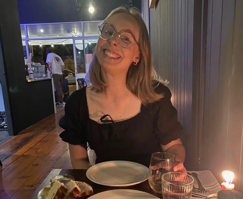 Jasmine (23) - Looking in North Melbourne, Northcote... | Flatmates.com.au