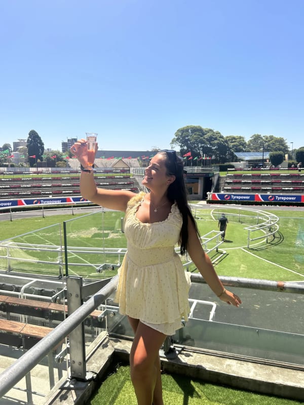 Amy Hodgetts (22) - Looking in Double Bay, Randwick,... | Flatmates.com.au