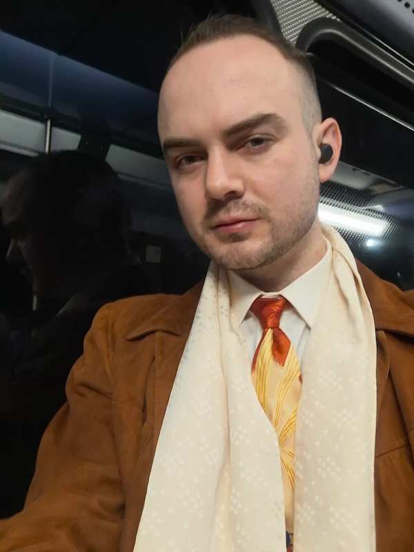 Scott Bradley (31) - Looking in Croydon Park, Hurstv... | Flatmates.com.au