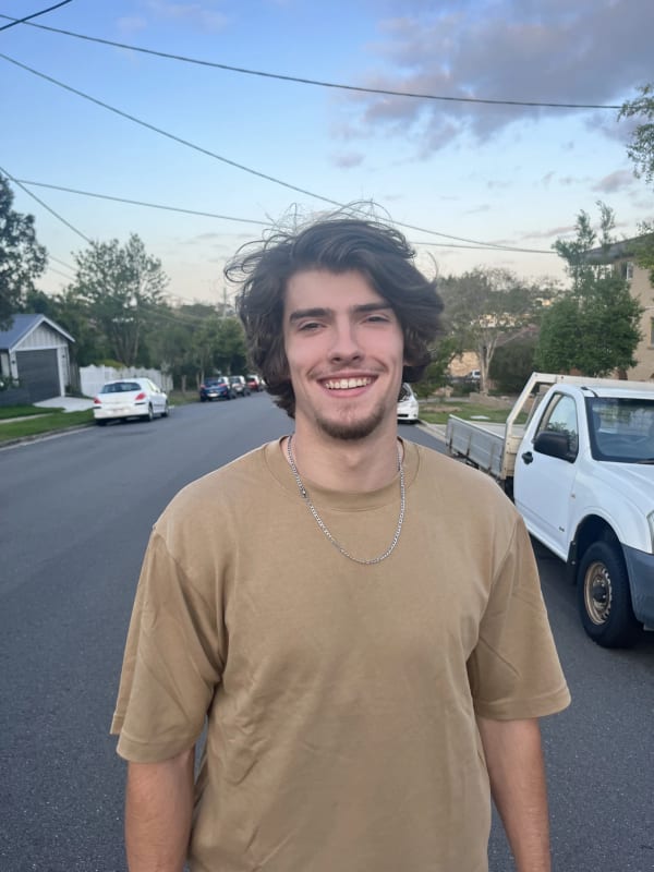 jules (23) and tim (22) - Looking in Caloundra, Calo... | Flatmates.com.au