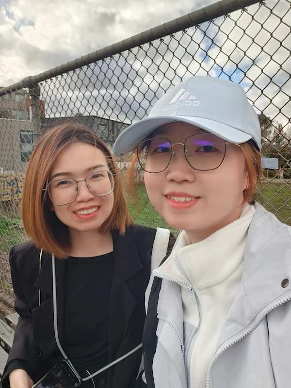 Yolanda Pang (28), Emma Foo (29) and Jewel Chee (30)... | Flatmates.com.au