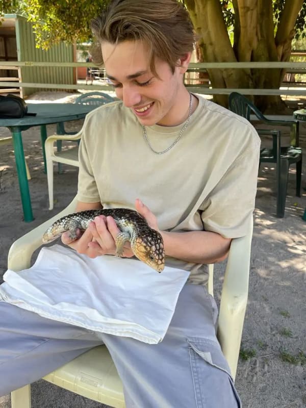 Charlie (19) - Looking in Fremantle | Flatmates.com.au