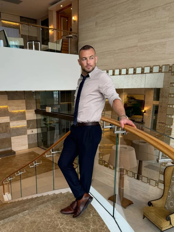 Jordan (34) - Looking in Nobby Beach, Mermaid Beach,... | Flatmates.com.au