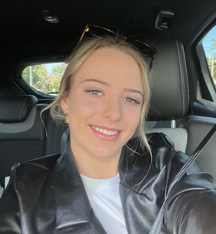 Jess (22) - Looking in Wembley, South Perth, Mount L... | Flatmates.com.au