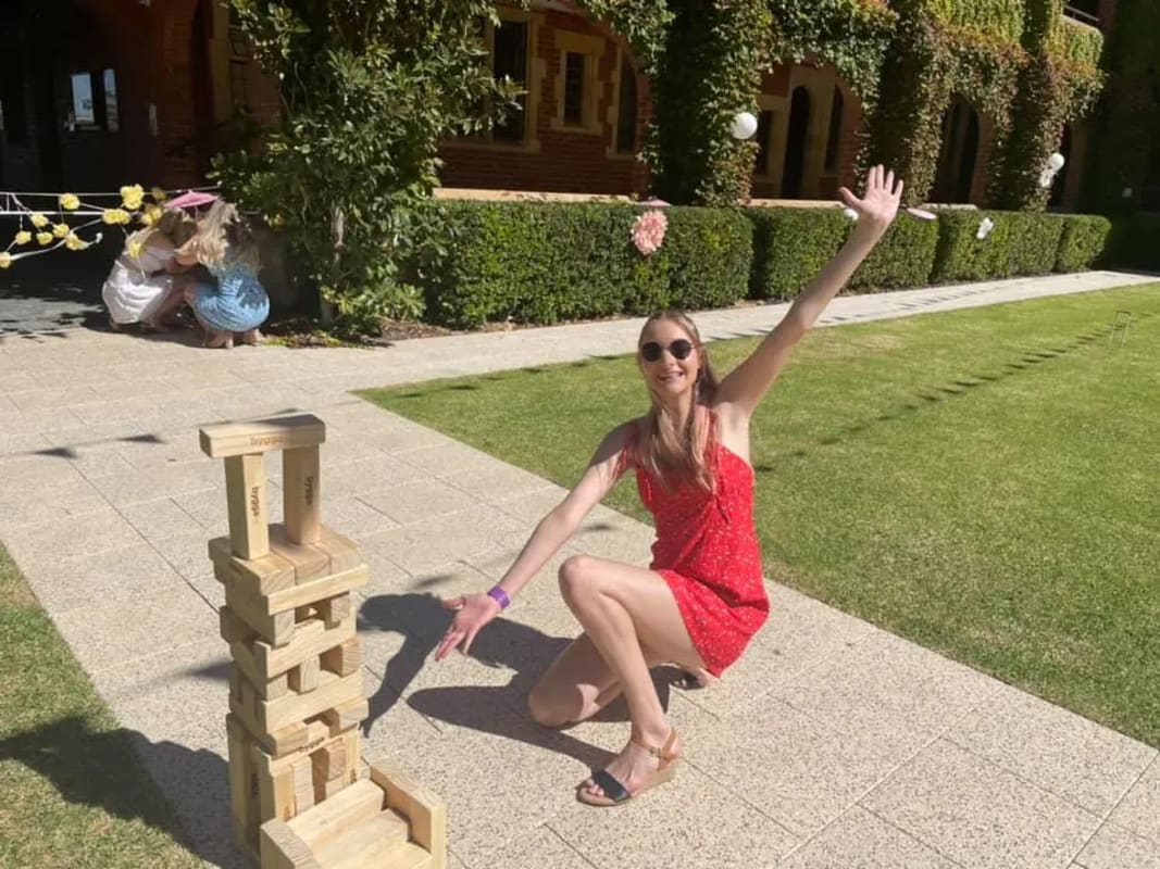 Anna (23) - Looking in Perth, Scarborough, East Vict... | Flatmates.com.au