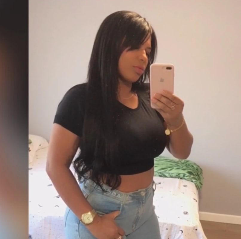 Juliana (35) - Looking in Maroubra, Hurstville, Alla... | Flatmates.com.au