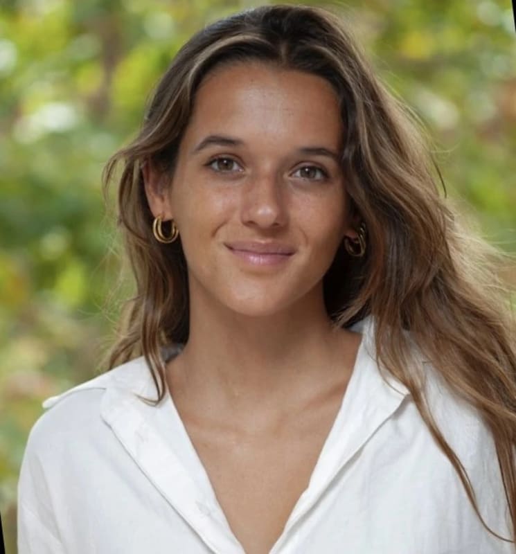 Maria (24) - Looking in Bondi Beach and Bondi Junction | Flatmates.com.au