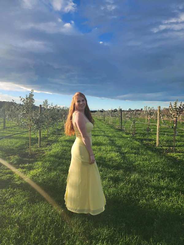 Amber (26) - Looking in Yallingup and Scarborough | Flatmates.com.au