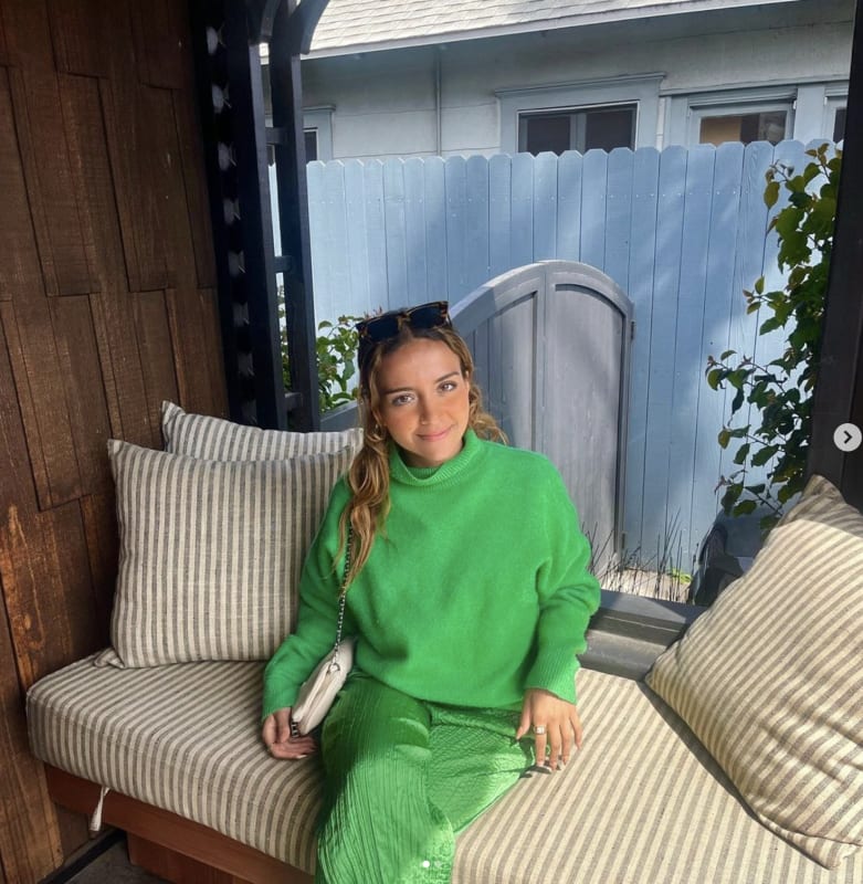 Emma (21) - Looking in Zetland, Ultimo, Burwood, Chi... | Flatmates.com.au