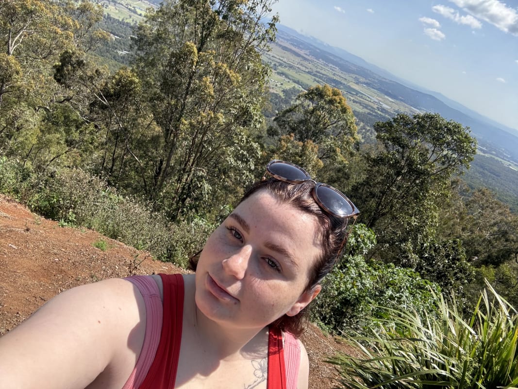 immogen (21) - Looking in Coomera, Pimpama, Springwo... | Flatmates.com.au