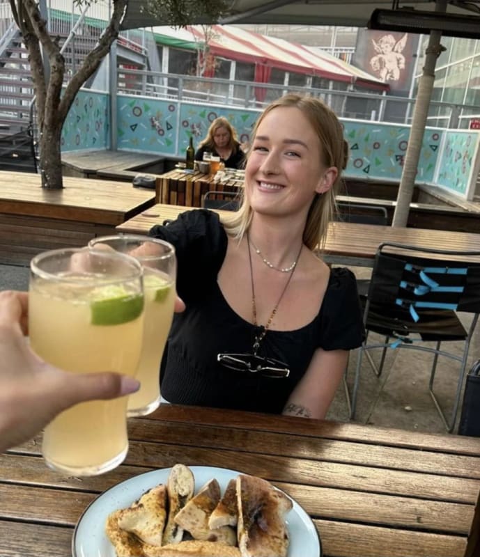 Hannah (25) - Looking in Leederville, Scarborough, B... | Flatmates.com.au