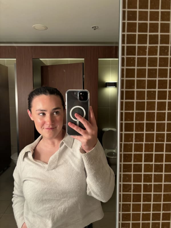 Emma (21) - Looking in Pyrmont, Manly, Bronte, Neutr... | Flatmates.com.au