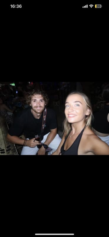 Reece (25) and Paige (25) - Looking in South Yarra, ... | Flatmates.com.au