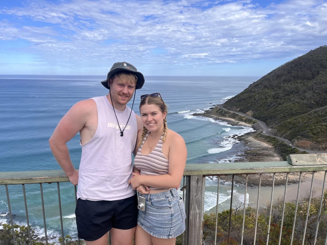 Grace (22) and Archie (21) - Looking in Southbank, E... | Flatmates.com.au